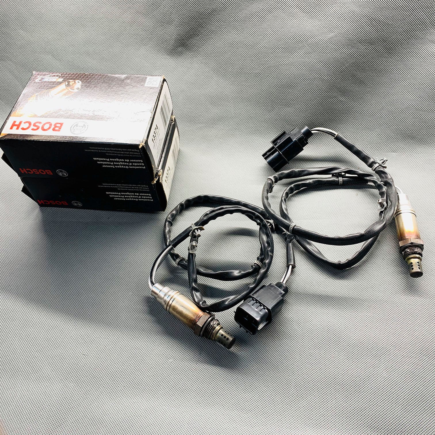 Downstream EO GENUINE Oxygen Sensor 13374 Set For Nissan Maxima 3.0L S – Motor-King.com