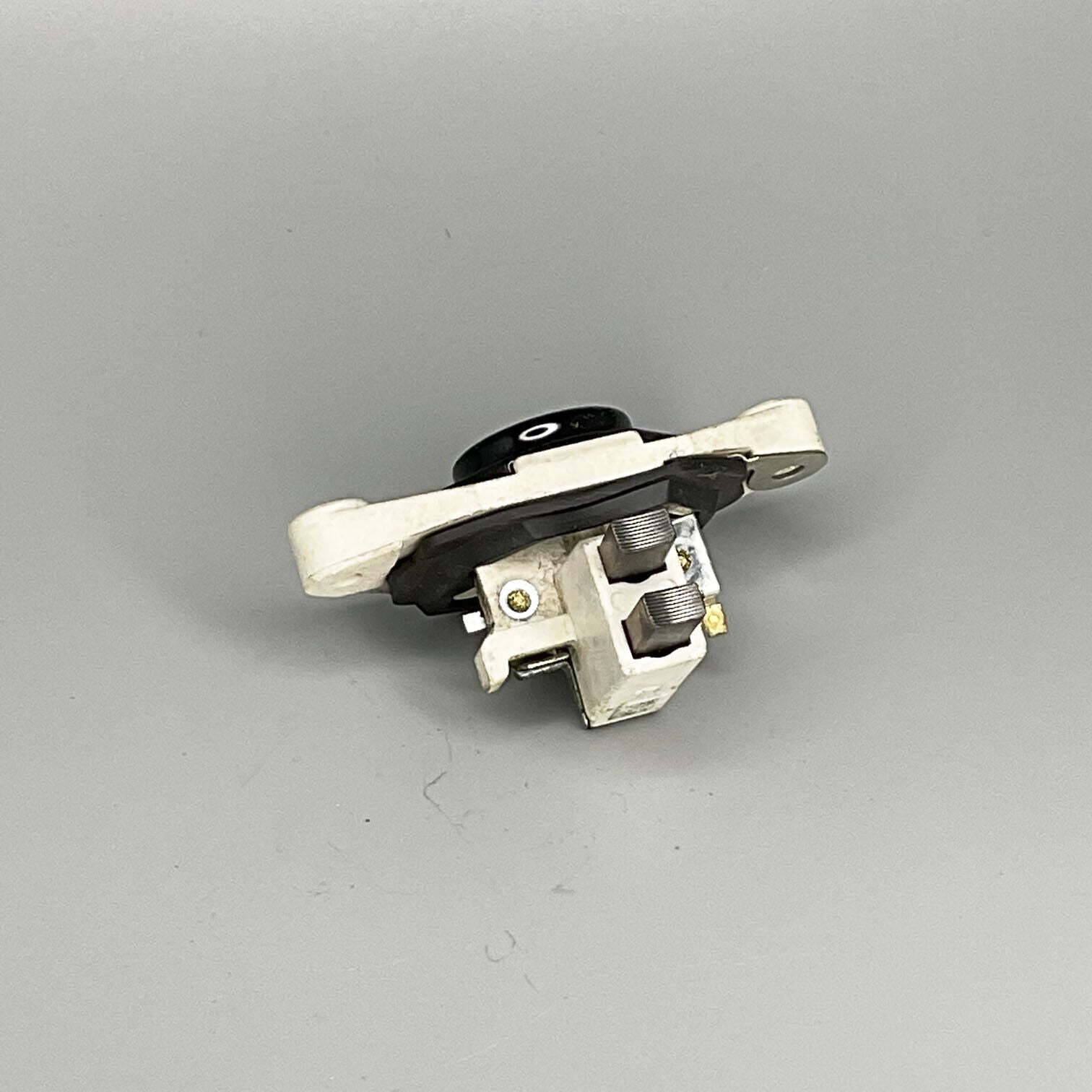 OE Bosch Alternador Regulador 28V 1197311304 Para 89-95 Volvo Nl 12/40 ...